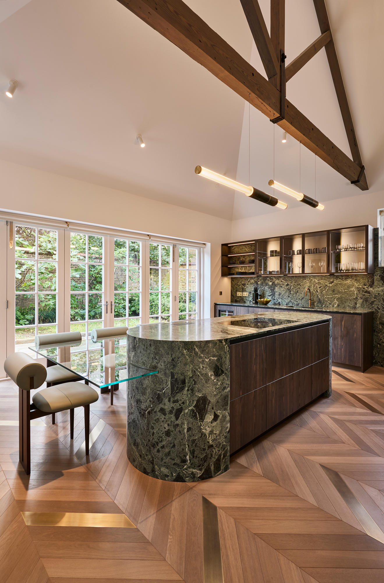 Sloane Building conversion, in Chelsea, London by Poggenpohl | Bar ...