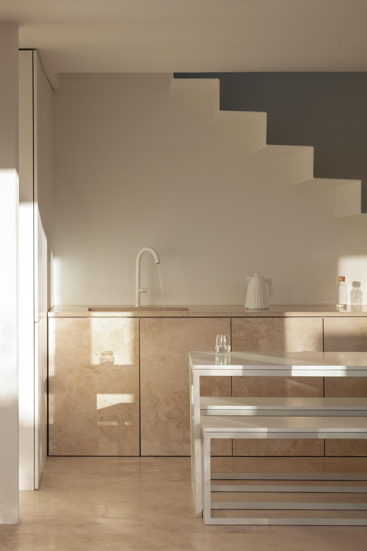 STONEHOUSE by Michela Ekstrom | Detached houses