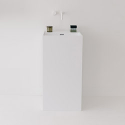 POSE PILAR - Wash basins from Not Only White | Architonic