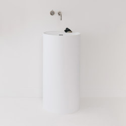 POSE PILAR - Wash basins from Not Only White | Architonic
