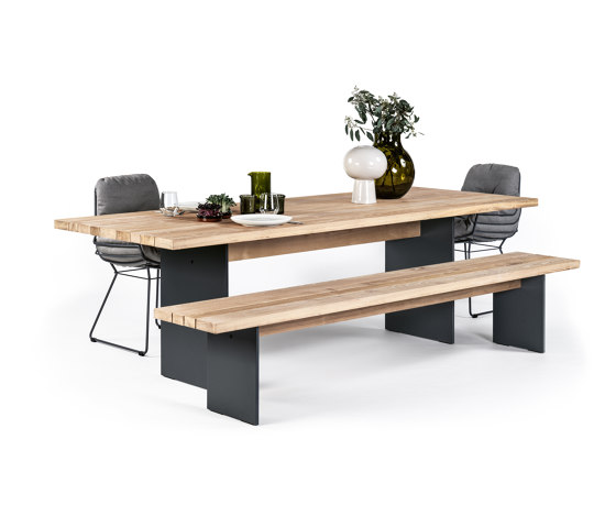 SC 41 TABLE - Dining tables from Janua | Architonic