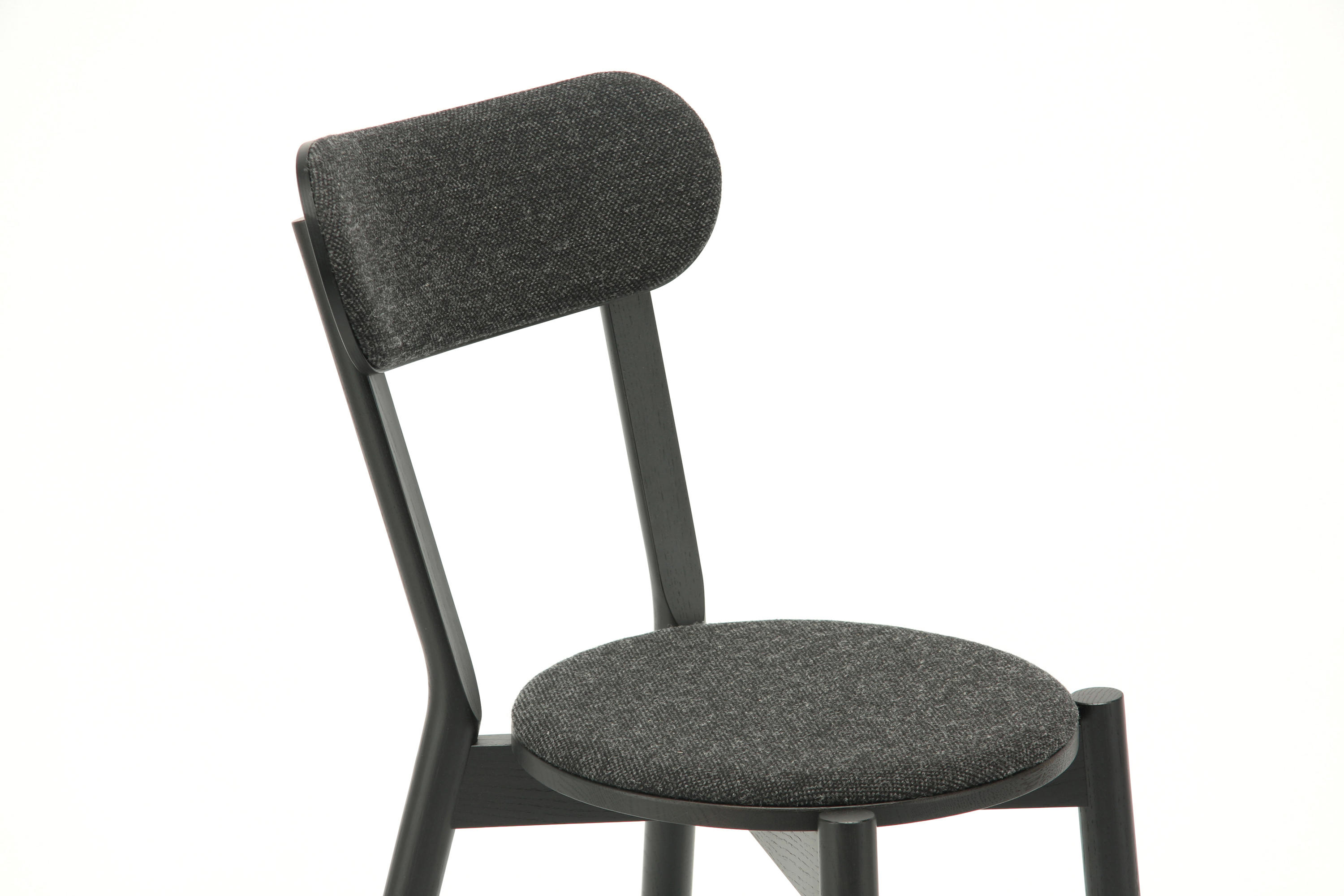 Castor Chair Pad & designer furniture | Architonic