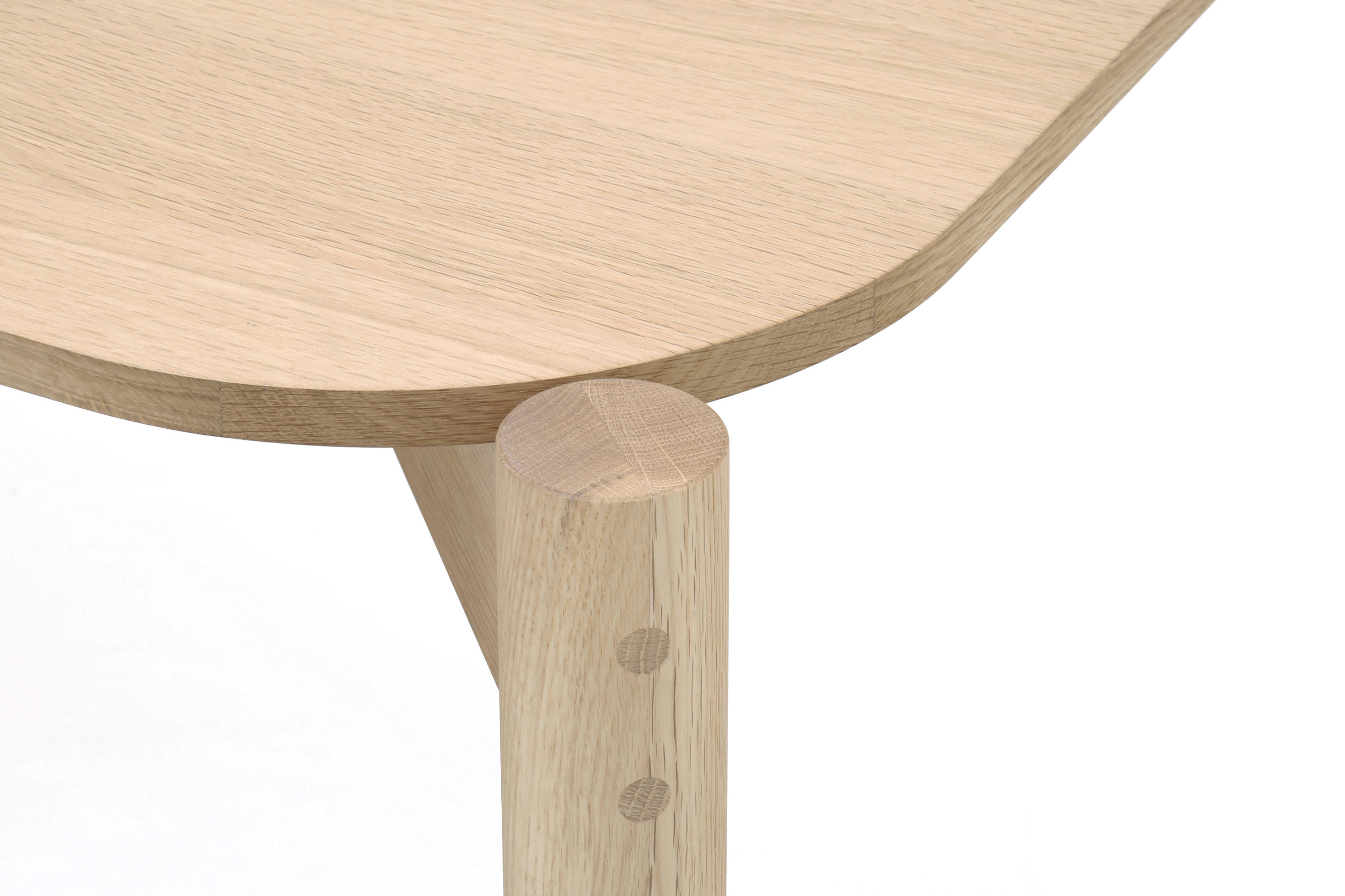 Castor Table 180 & designer furniture | Architonic