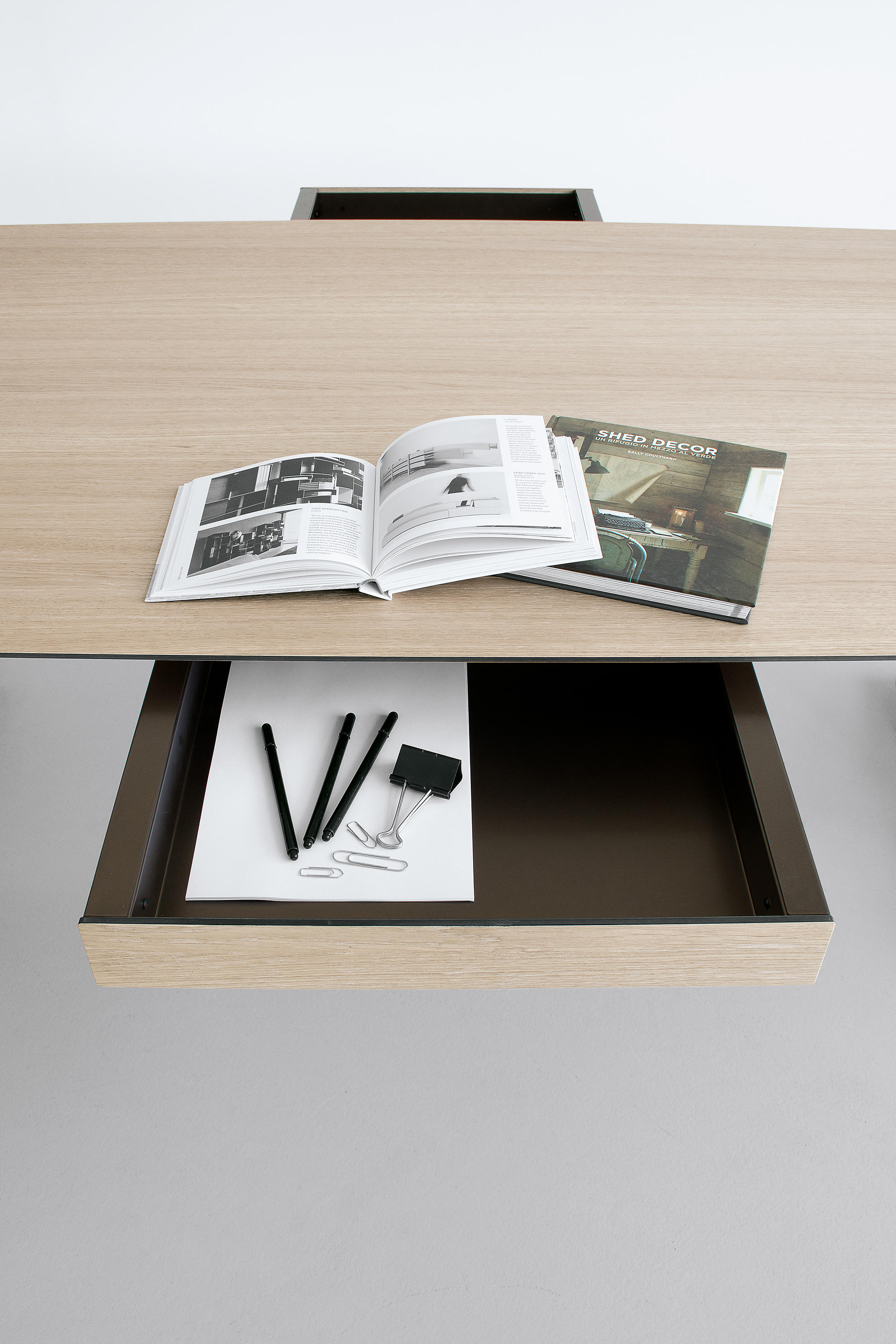 IPE - Dining tables from Extendo | Architonic