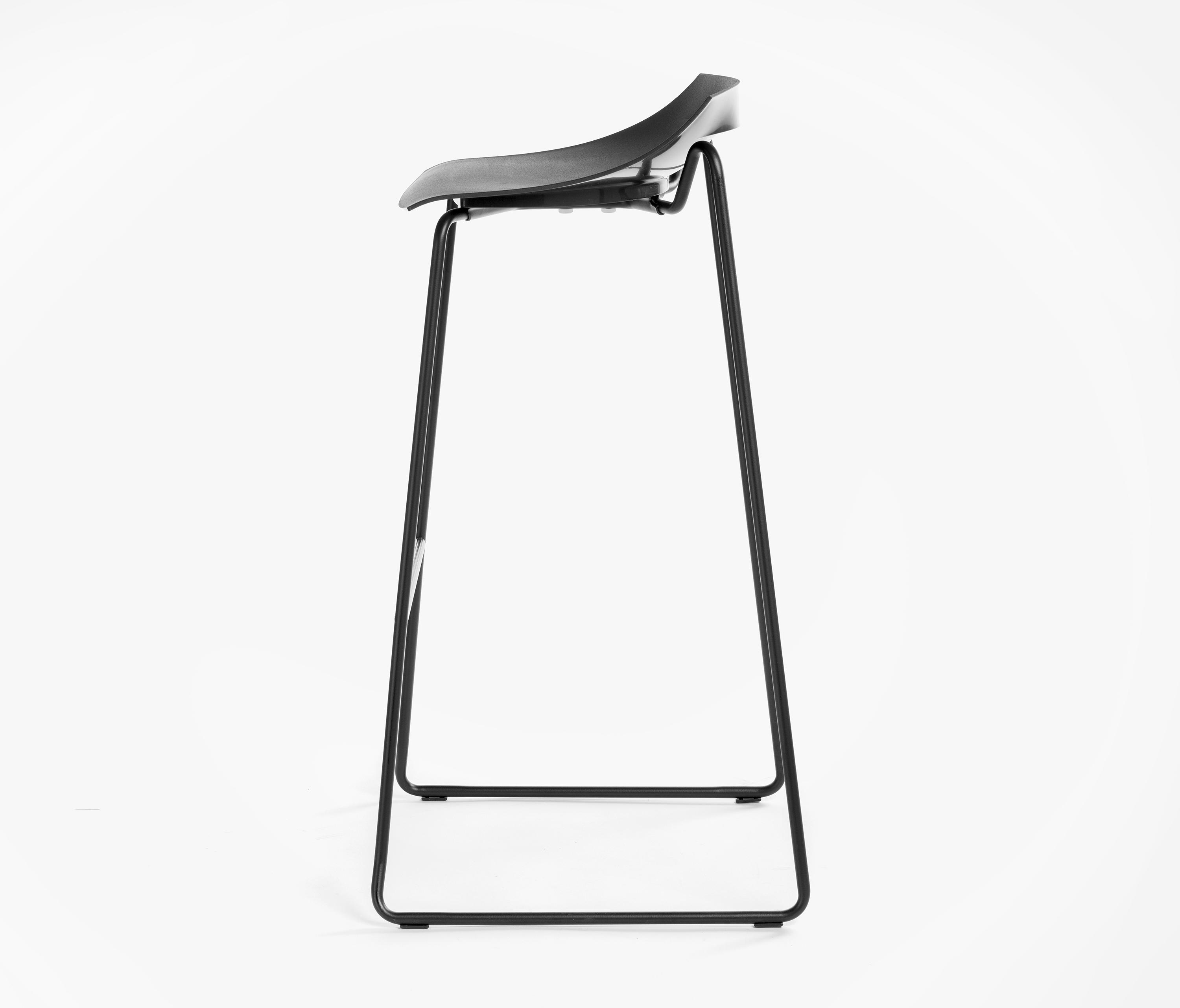 BEN 331D - Bar stools from Mara | Architonic