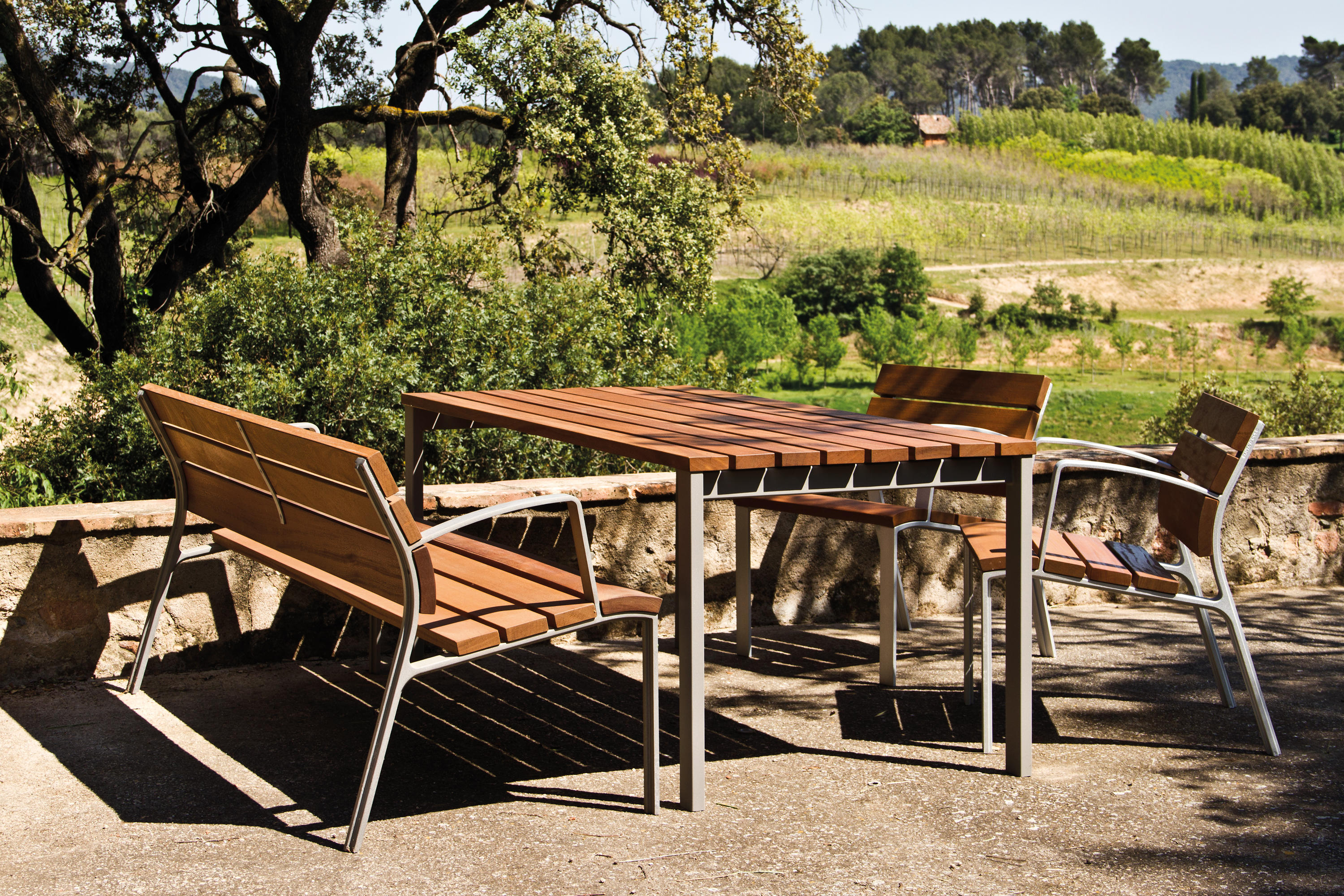 NeoRomántico Liviano Table | Architonic