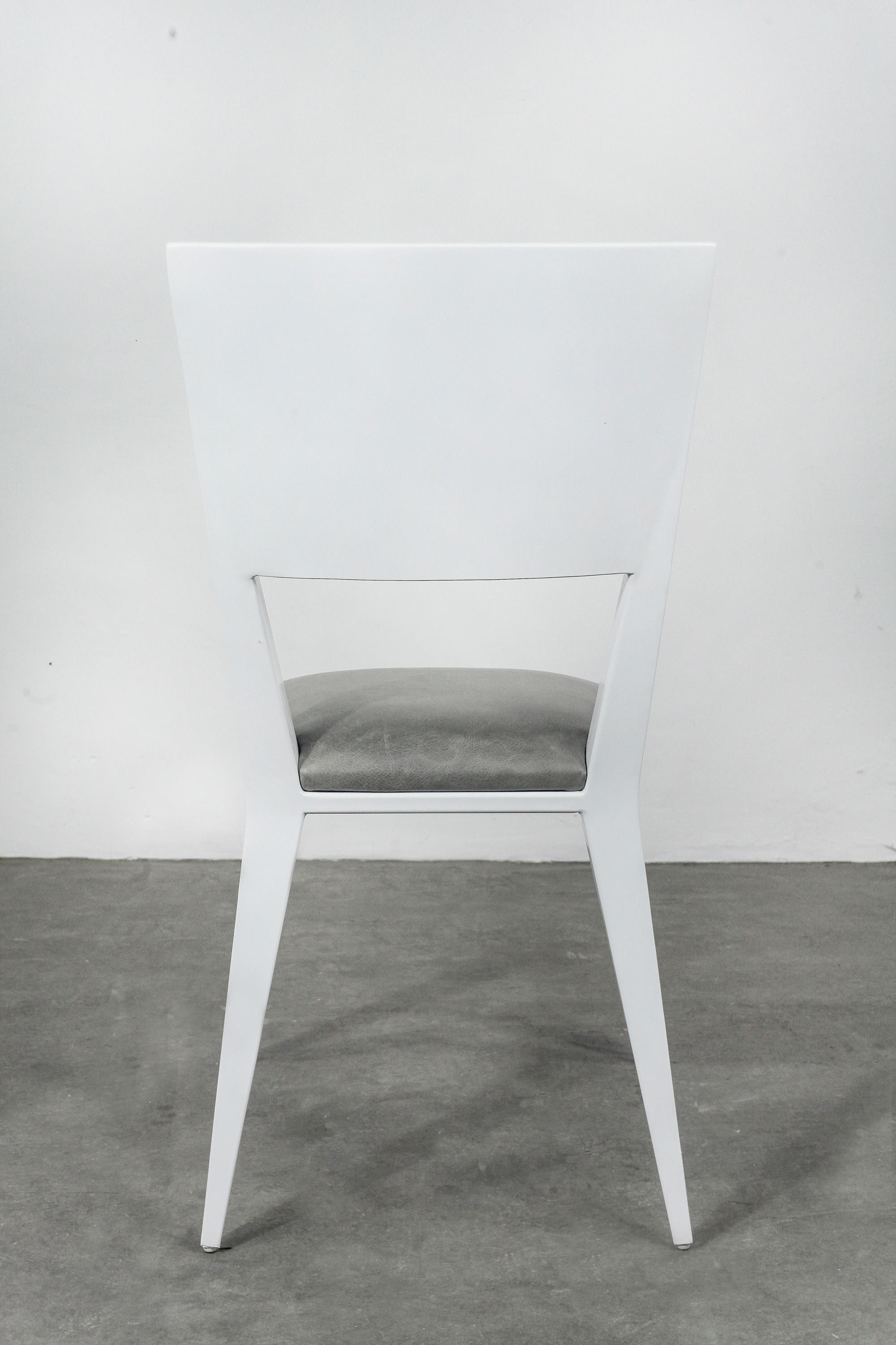 Rodelio Bianco Chair & designer furniture | Architonic