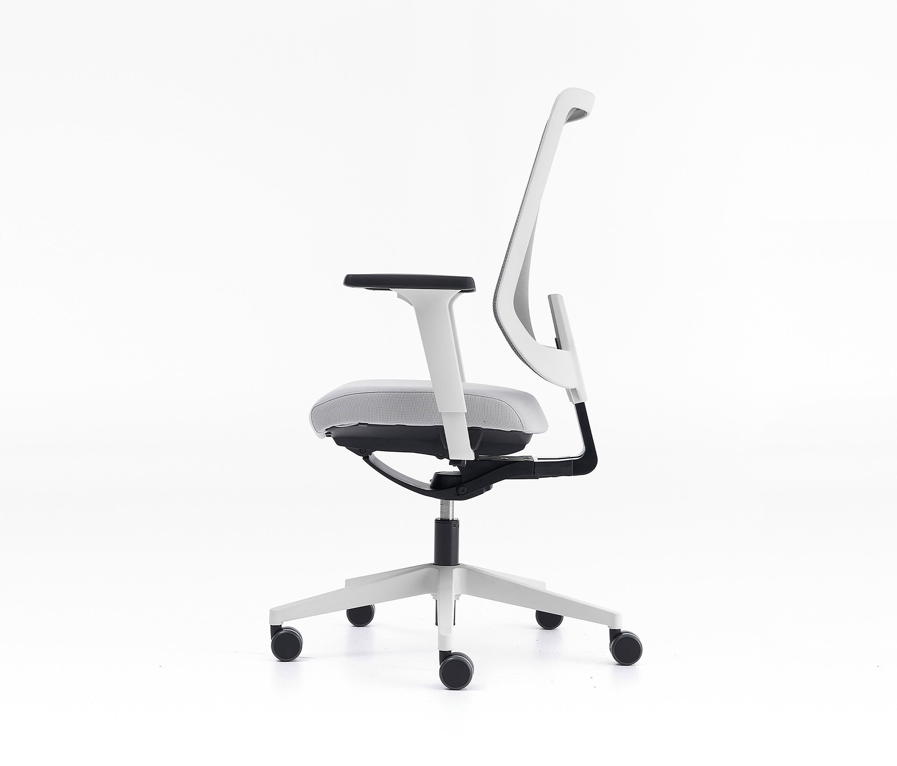 MOU - Office chairs from Nurus | Architonic
