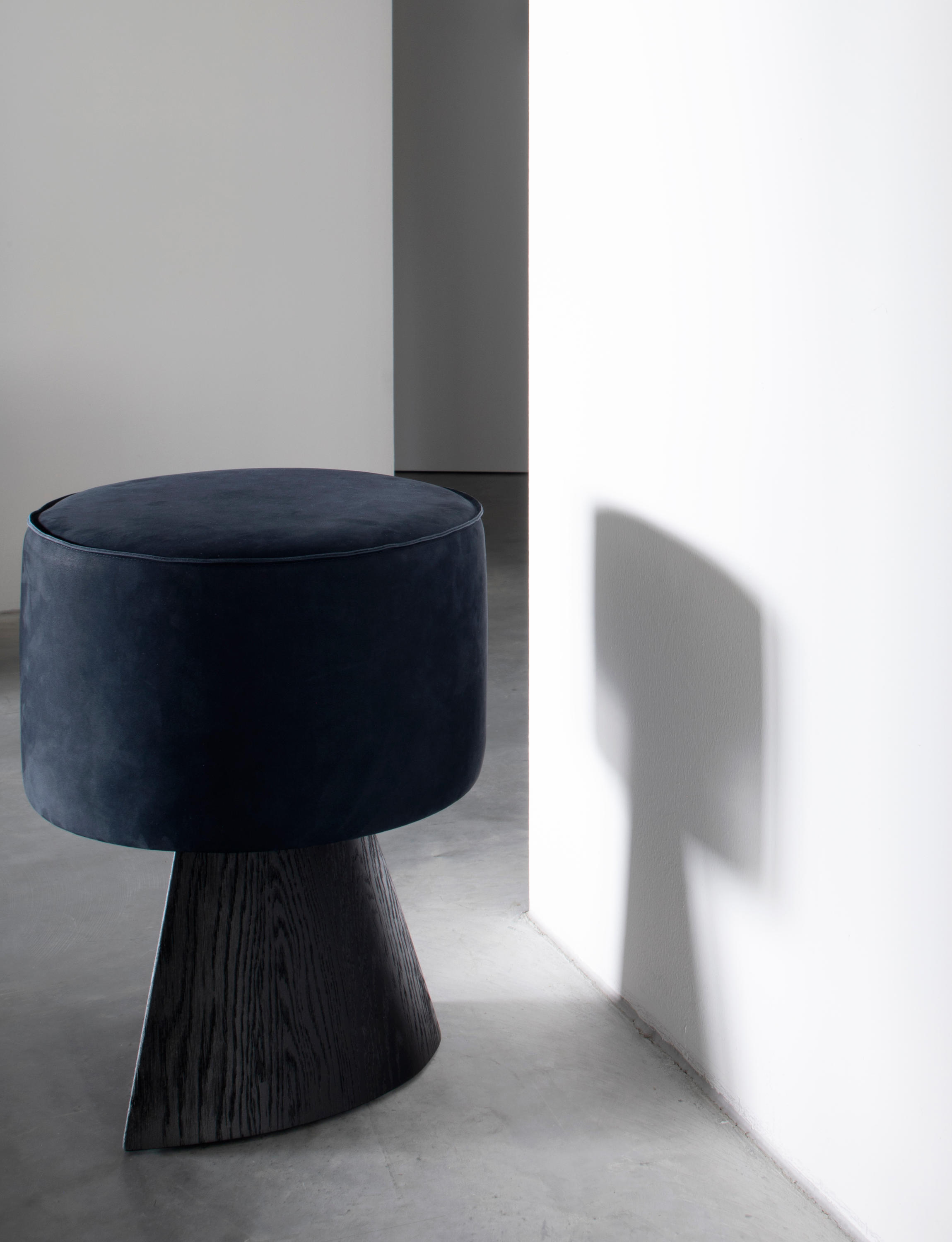 GOT STOOL - Chairs from Van Rossum | Architonic