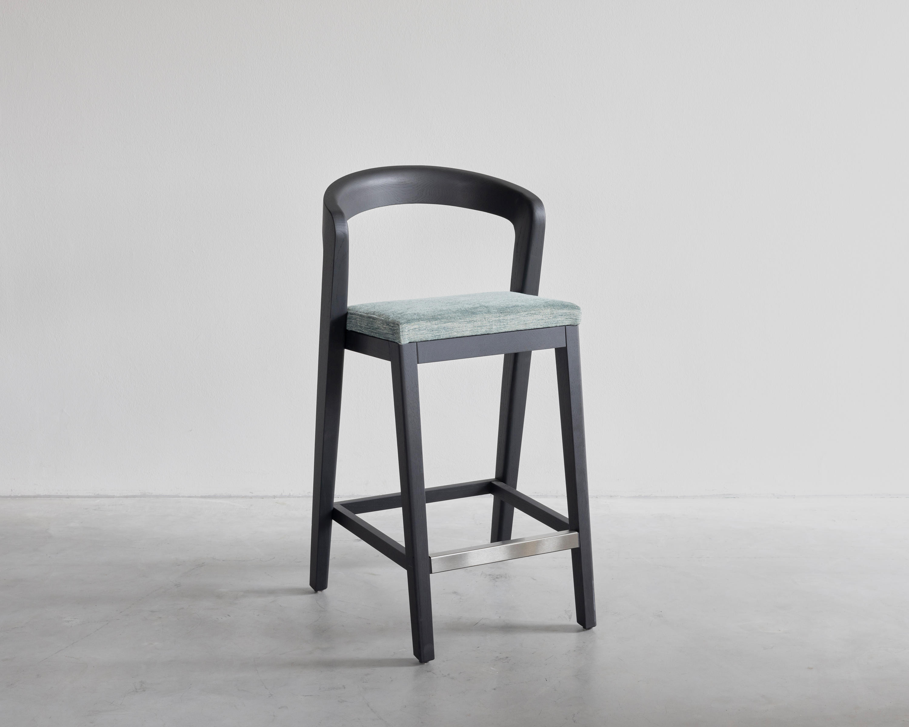 PLAY BARSTOOL - Armchairs from Van Rossum | Architonic