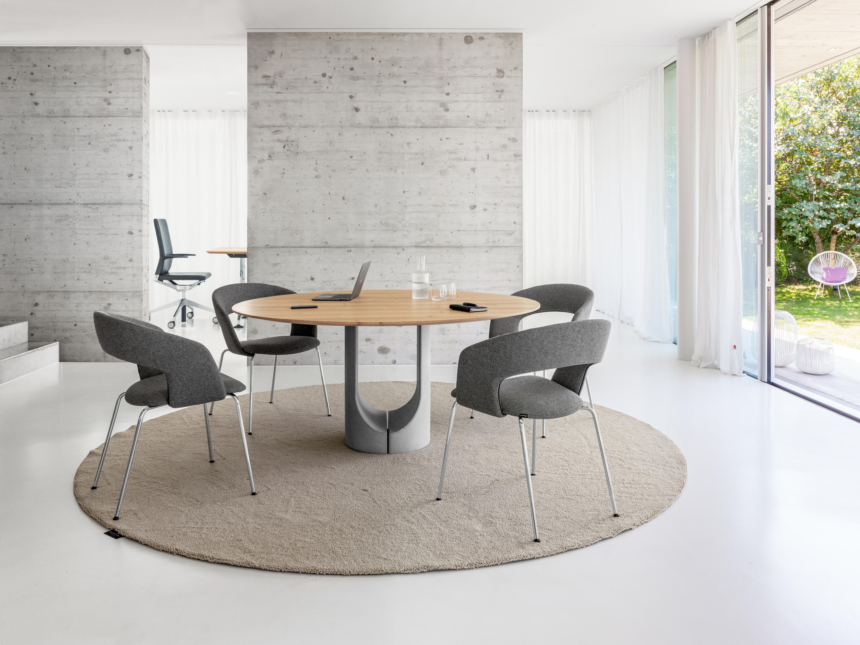 CALINA four-legged chair | Architonic