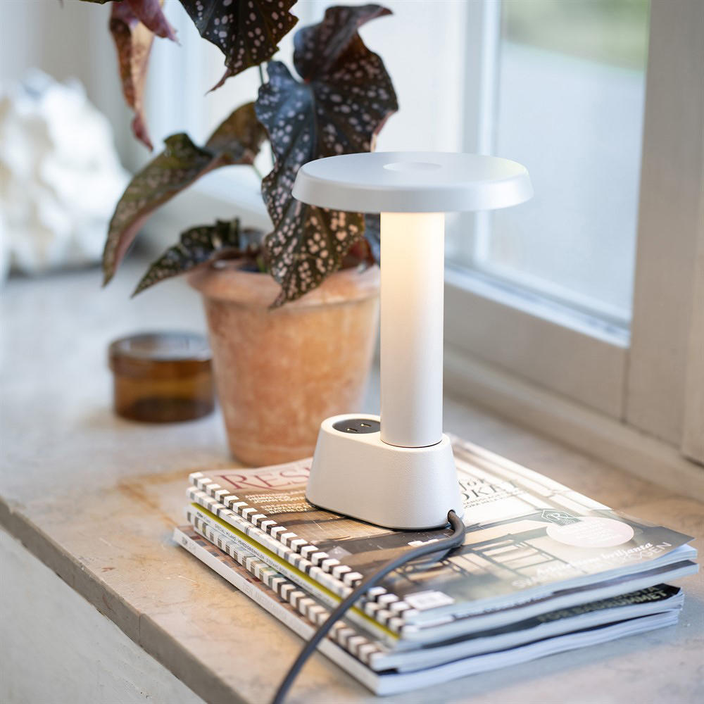 NOMAD LAMP 01 - Table lights from Forming Function | Architonic