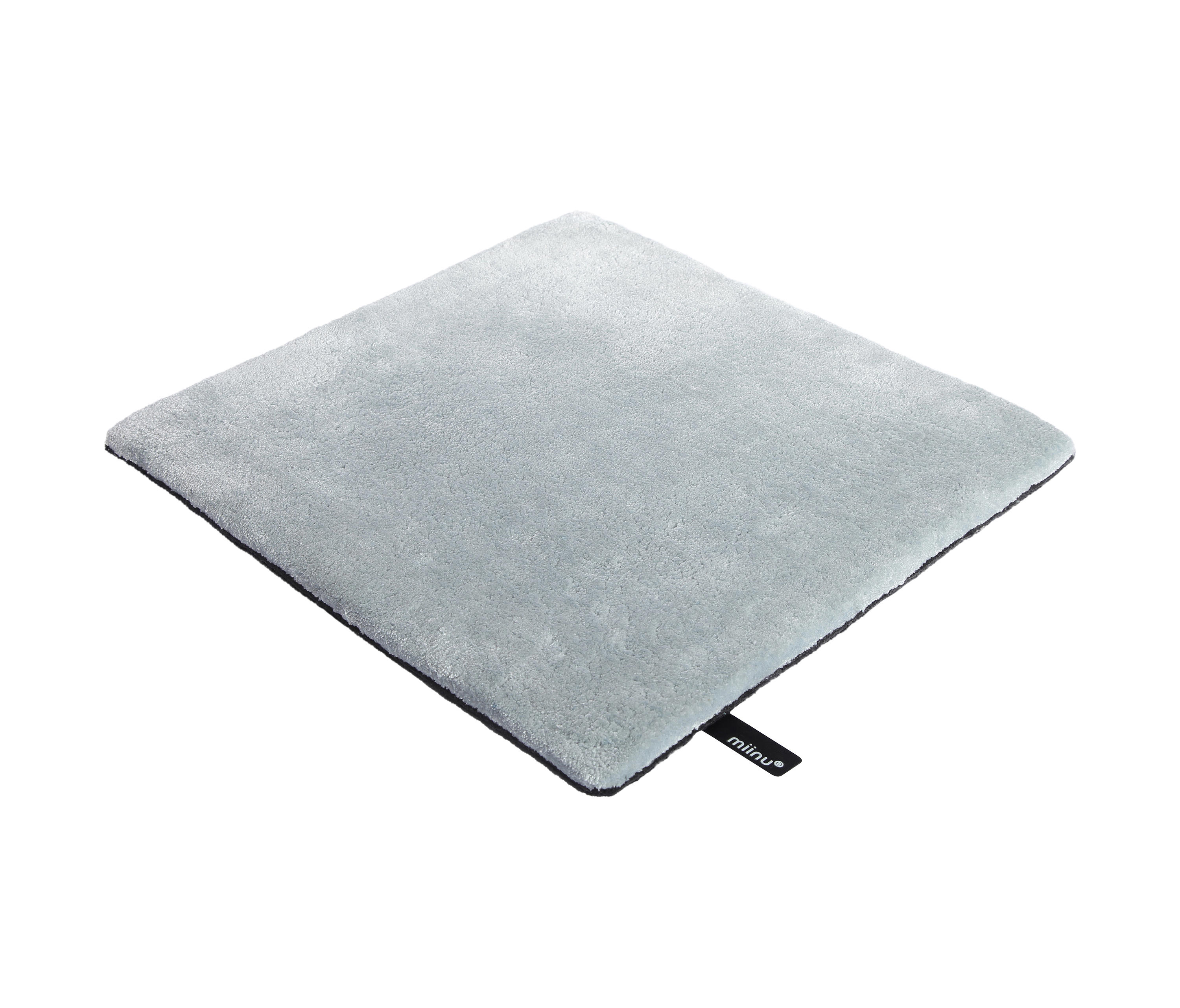 Satellite Seven 4.1 sky gray | Architonic