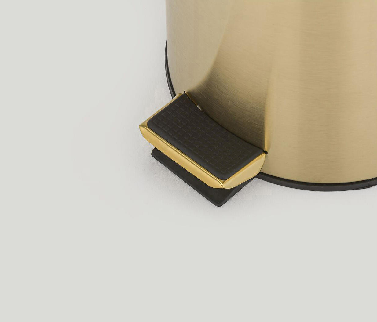 Hotel | Pedal Bin 3 Liter Brushed gold | Architonic