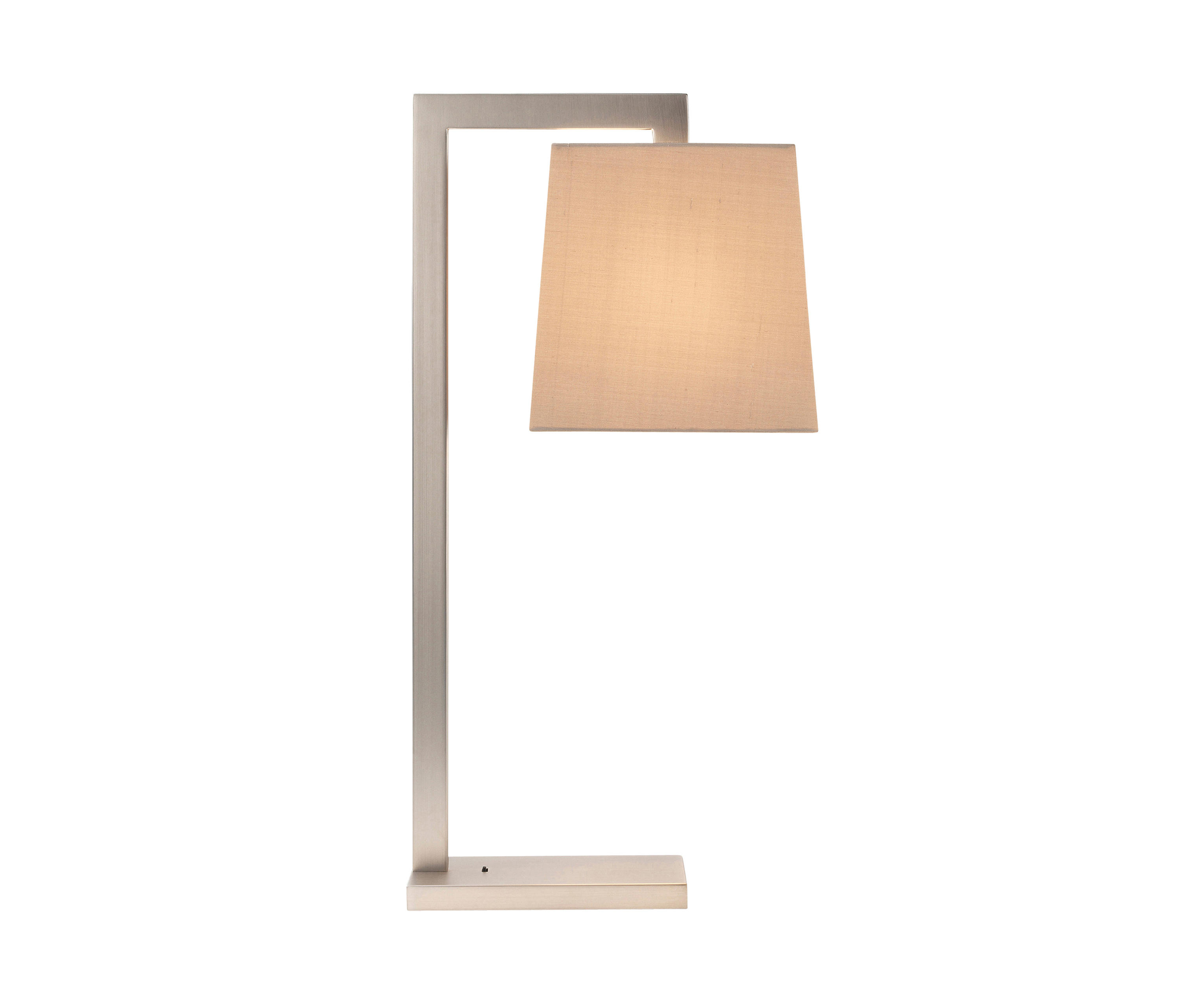 Ravello Table | Matt Nickel | Architonic