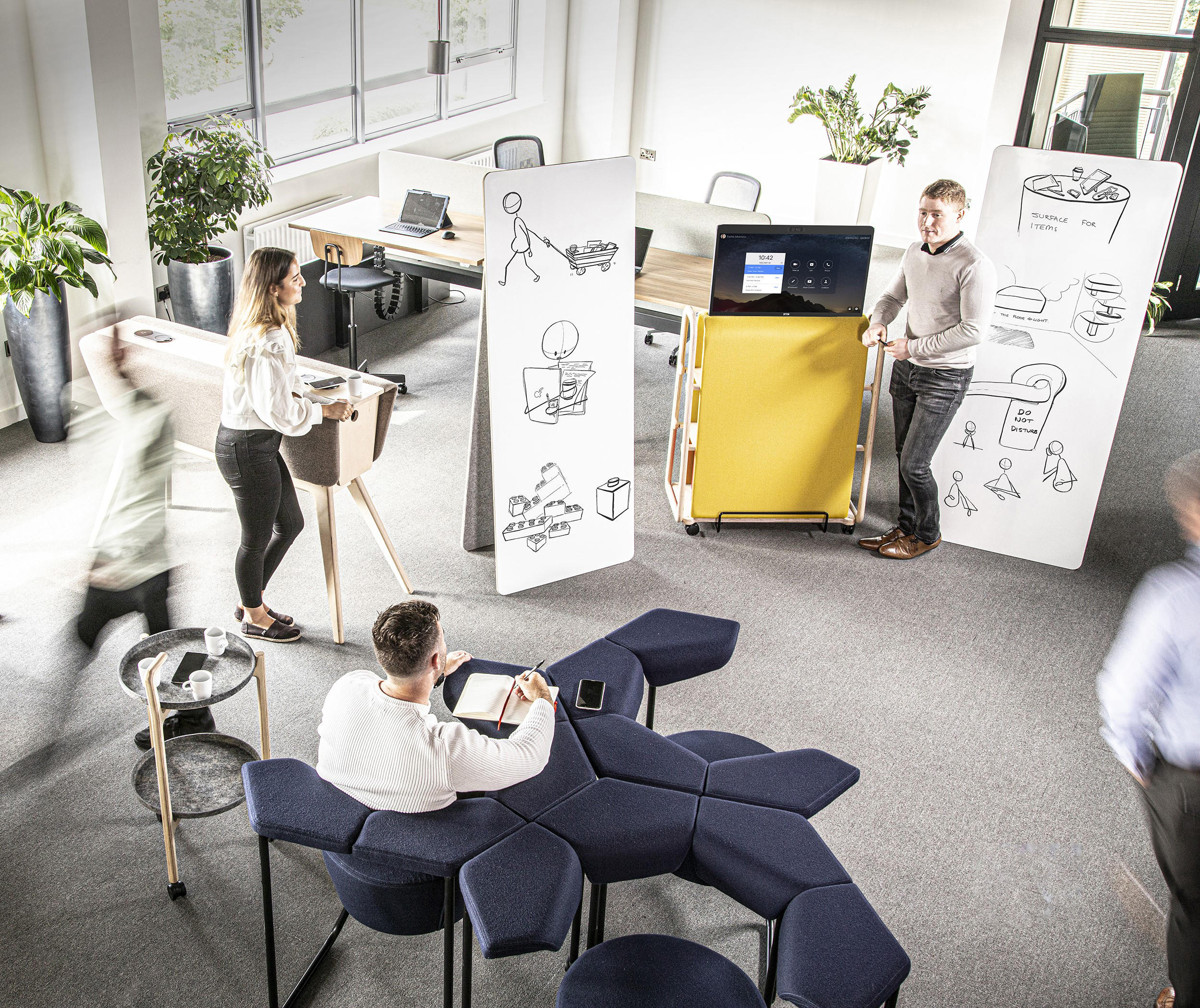 The Whiteboard | Lightweight Customisable Whiteboard | Architonic