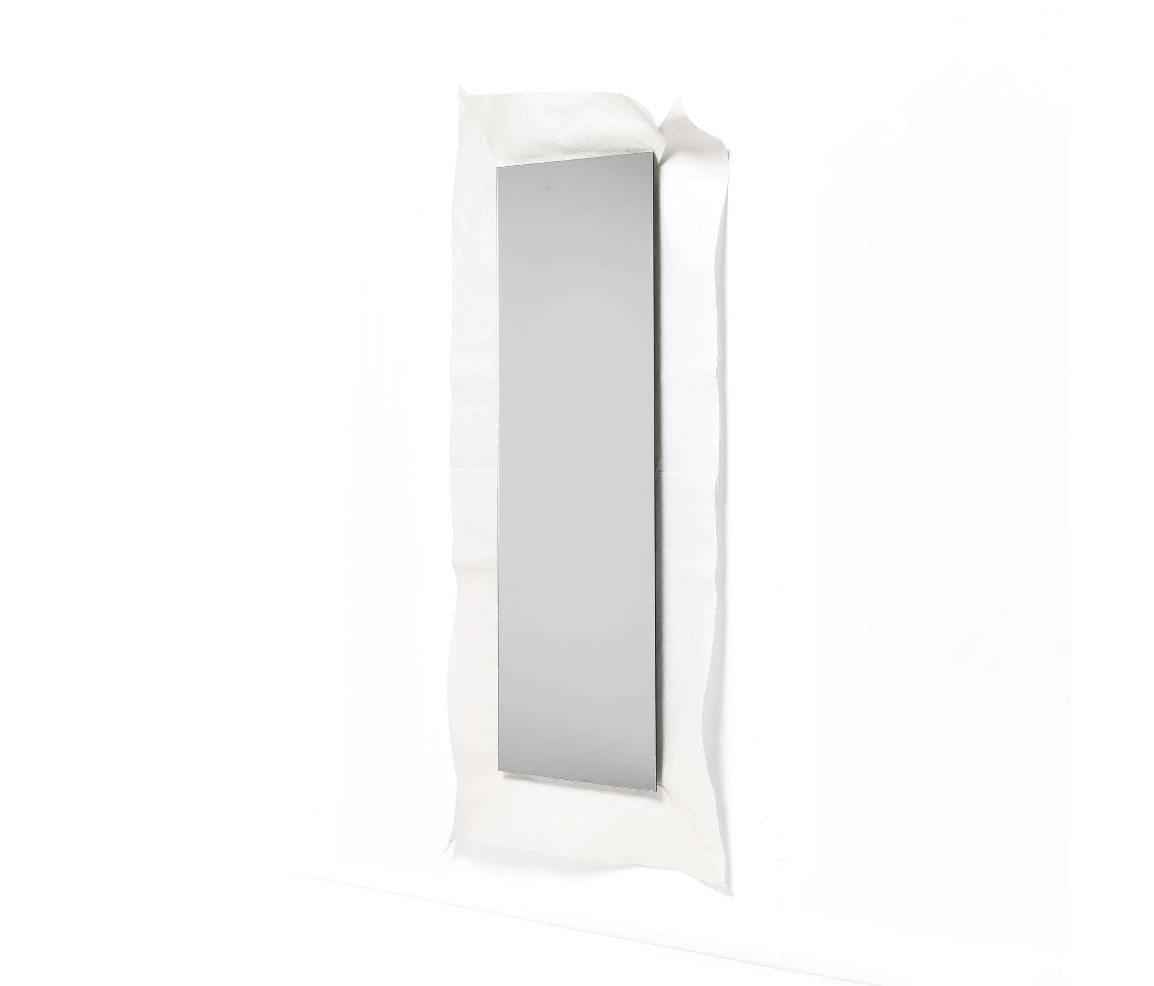 WOW - Mirrors from Mogg | Architonic