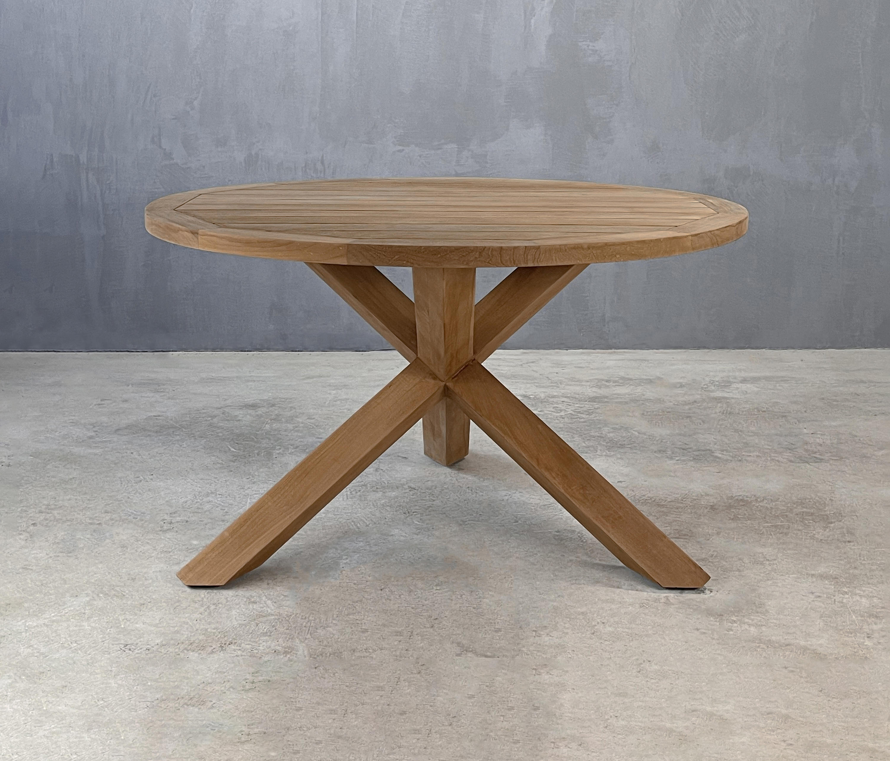 Slow | Homans 130 Dining Table Τeak | Architonic