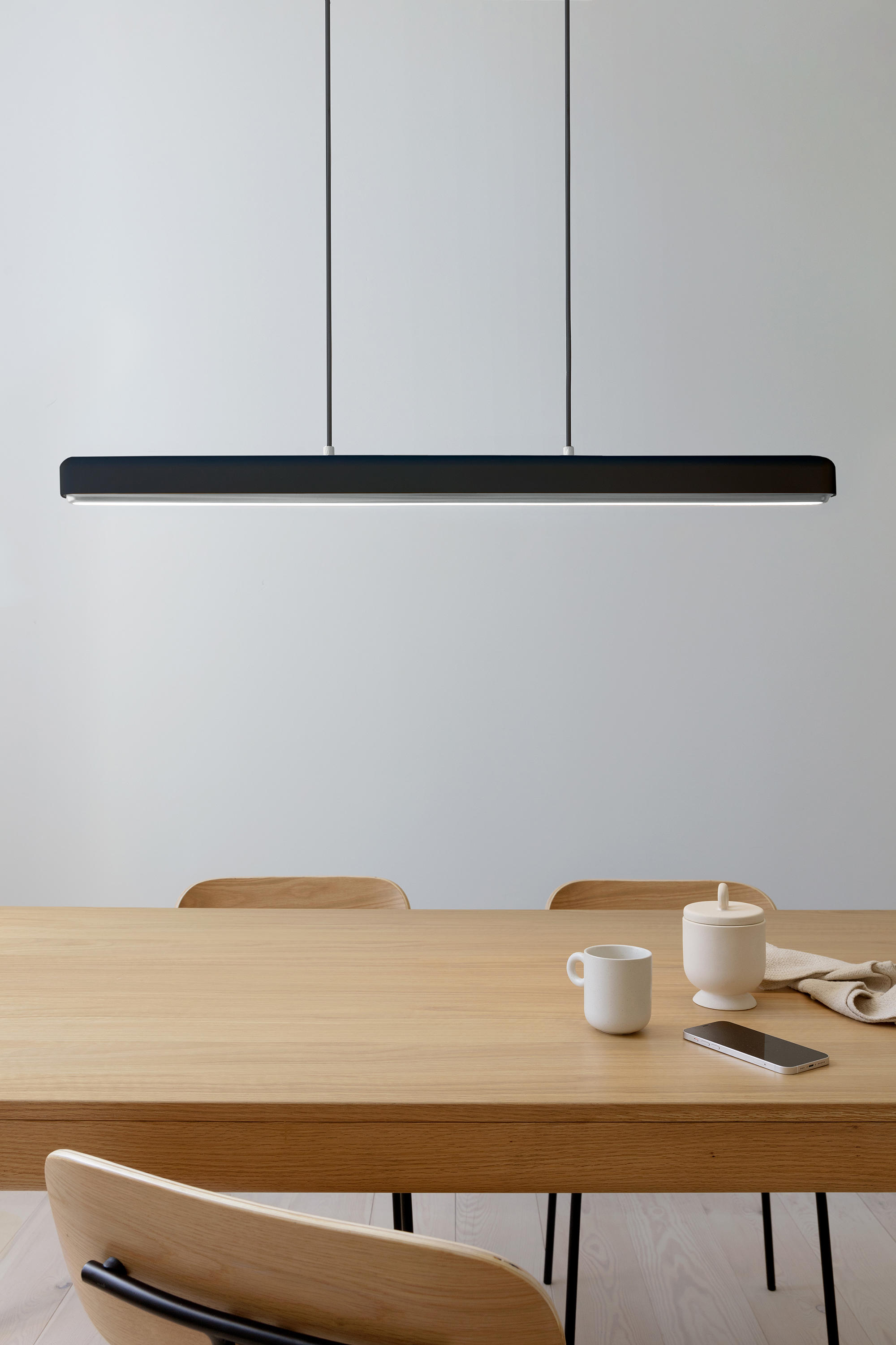 Hazel | Branch 100, pendant lamp, black, steel | Architonic