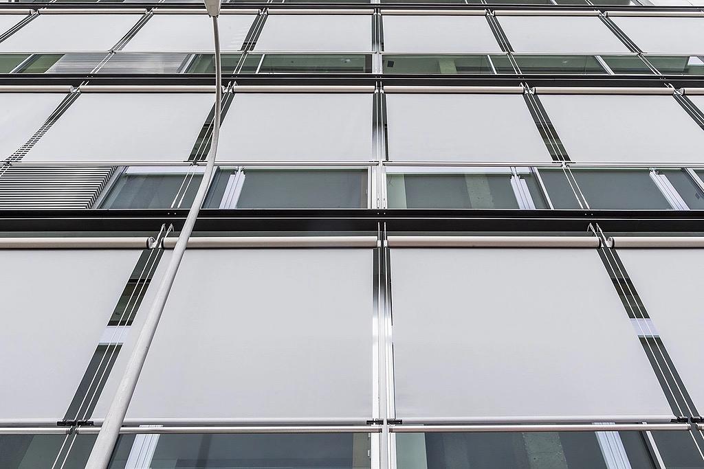 Box Roller Shades - O-Box System | Architonic