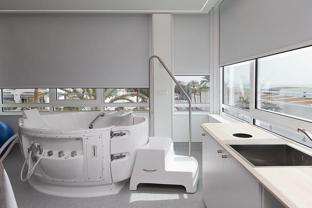 Zipper Box Roller Shades - Zi-Box System | Architonic
