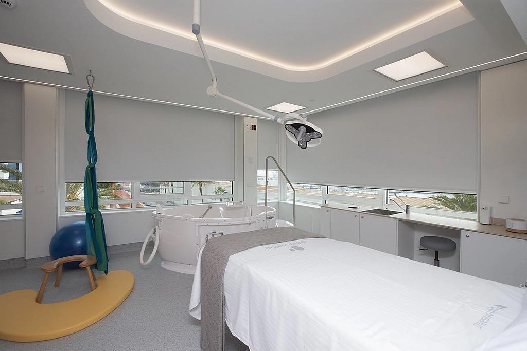 Zipper Box Roller Shades - Zi-Box System | Architonic