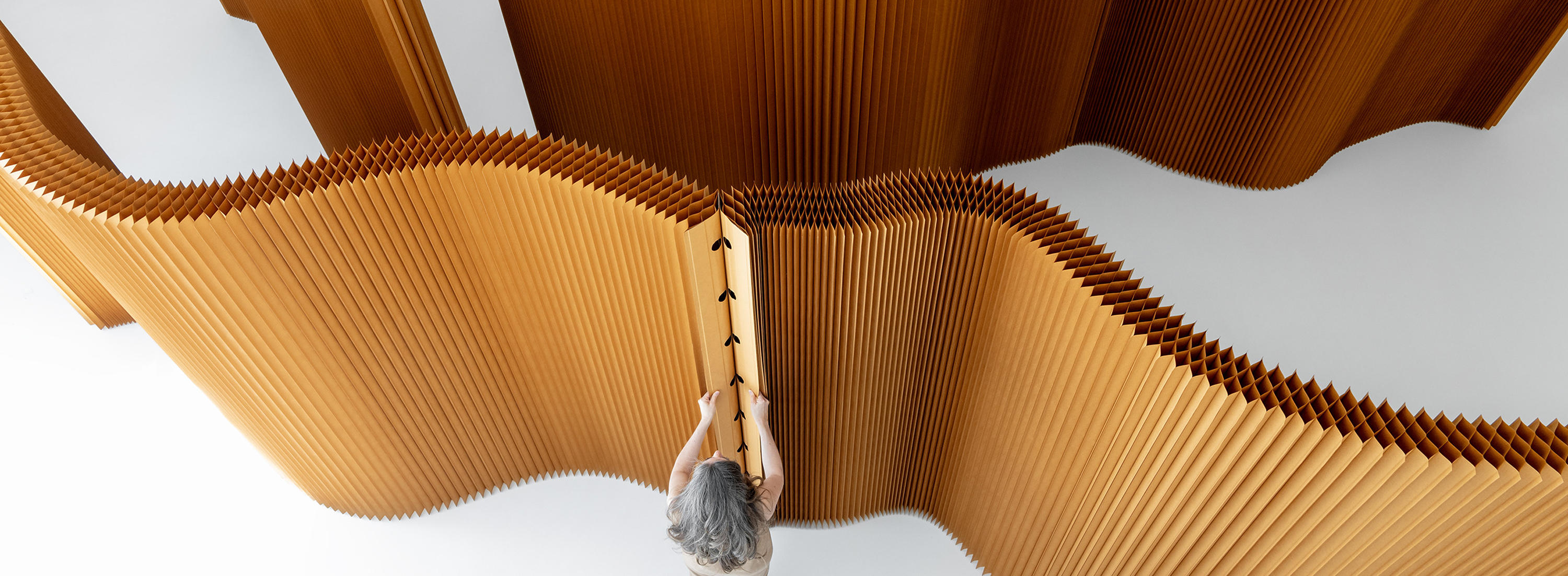 paper softwall | flexible freestanding partition | Architonic