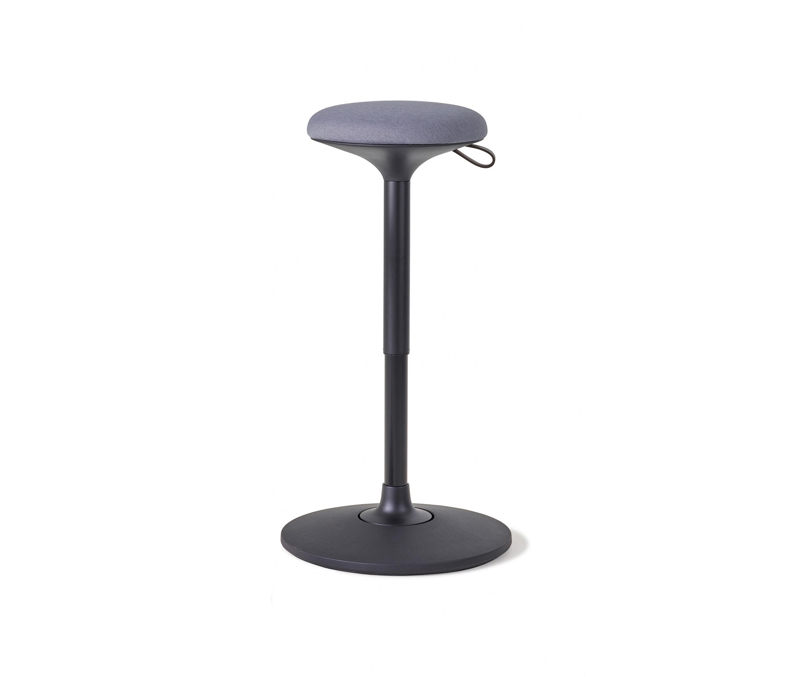 Cloonch standing seat & designer furniture | Architonic