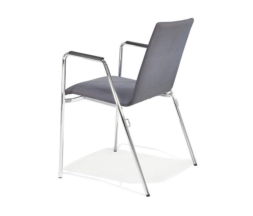 Duo chair on 4 metal legs, integrated frame linking | Architonic
