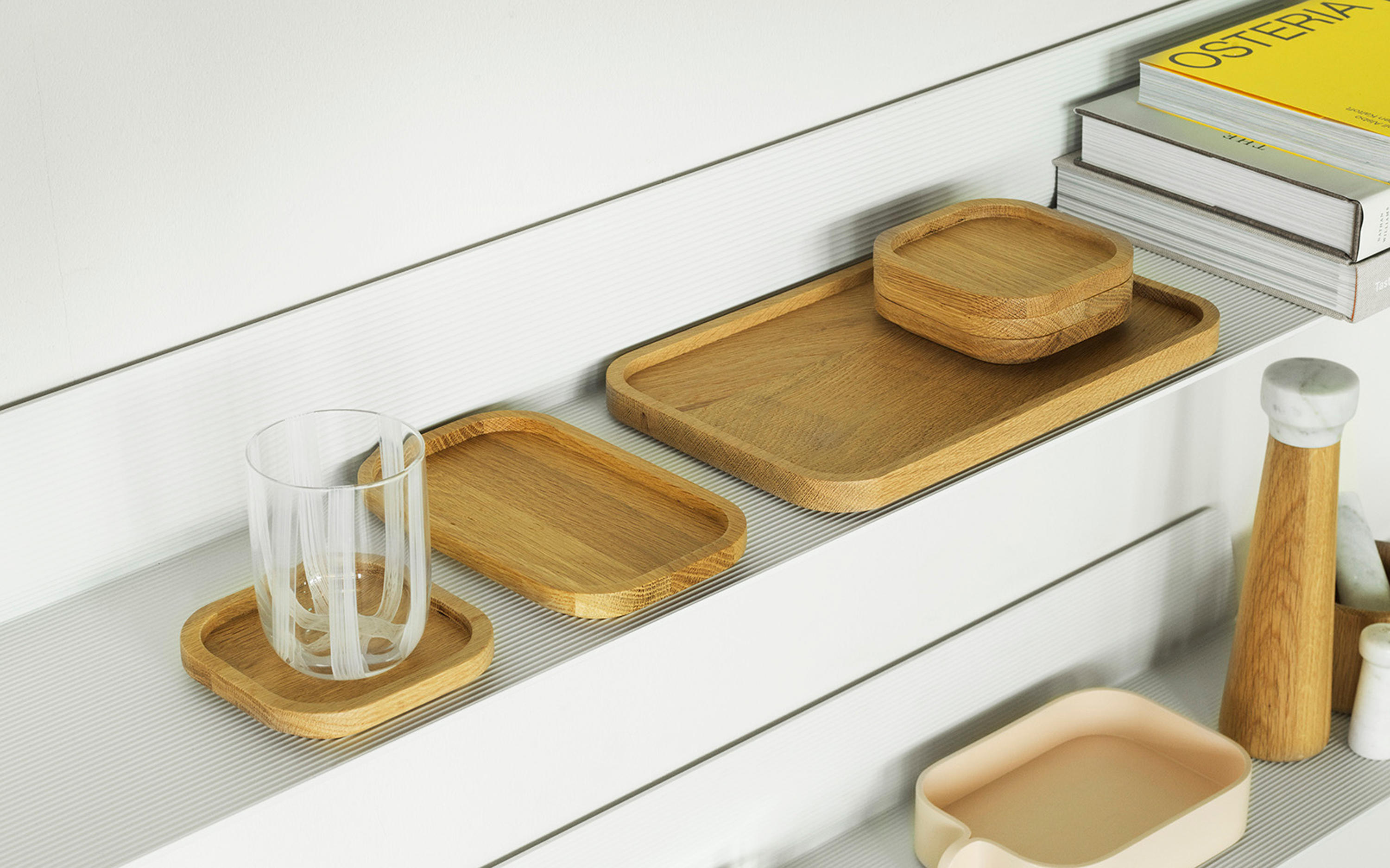 Astro Tray 8x20 & designer furniture | Architonic