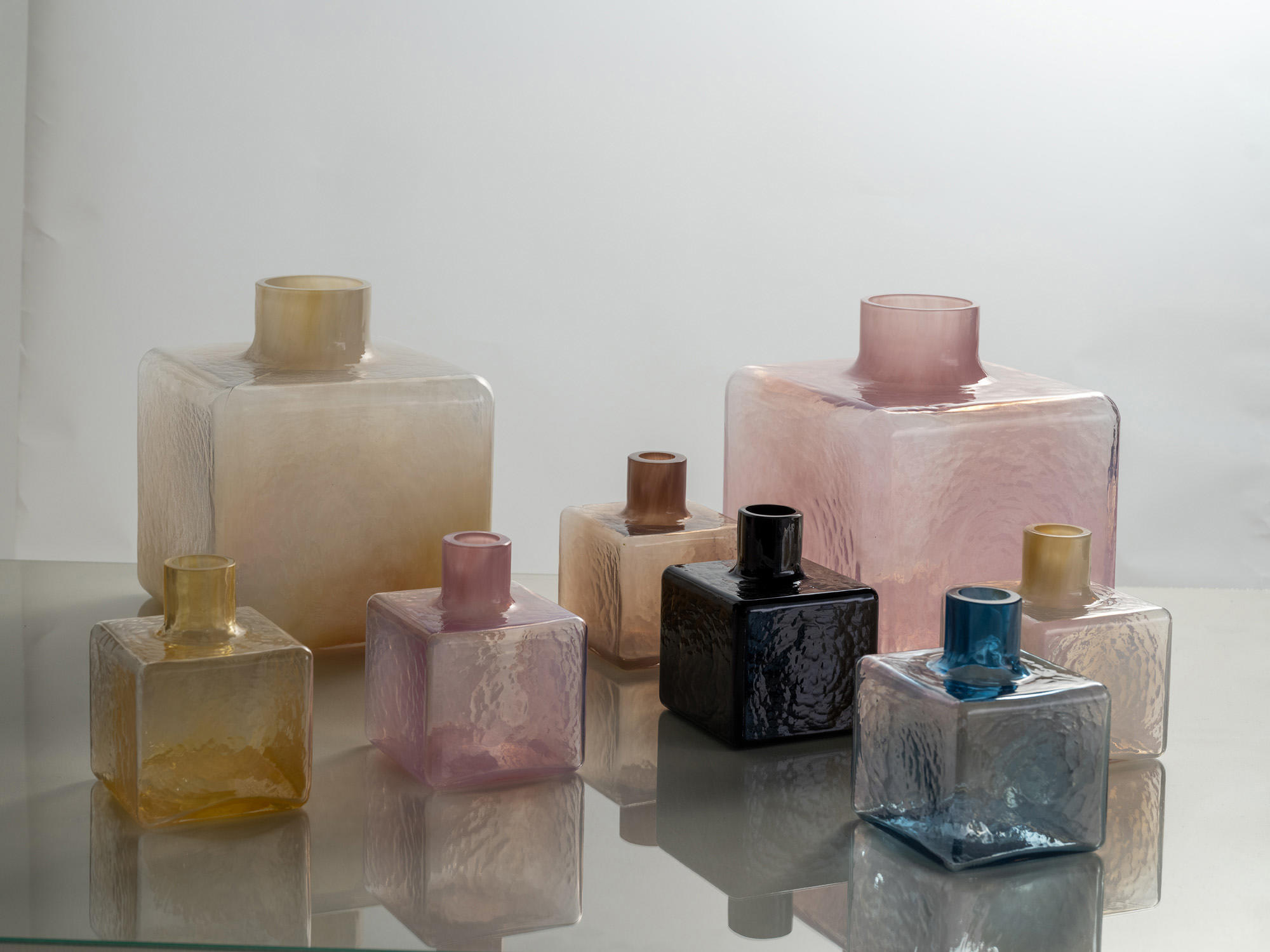 Cube Vase - High quality designer products | Architonic