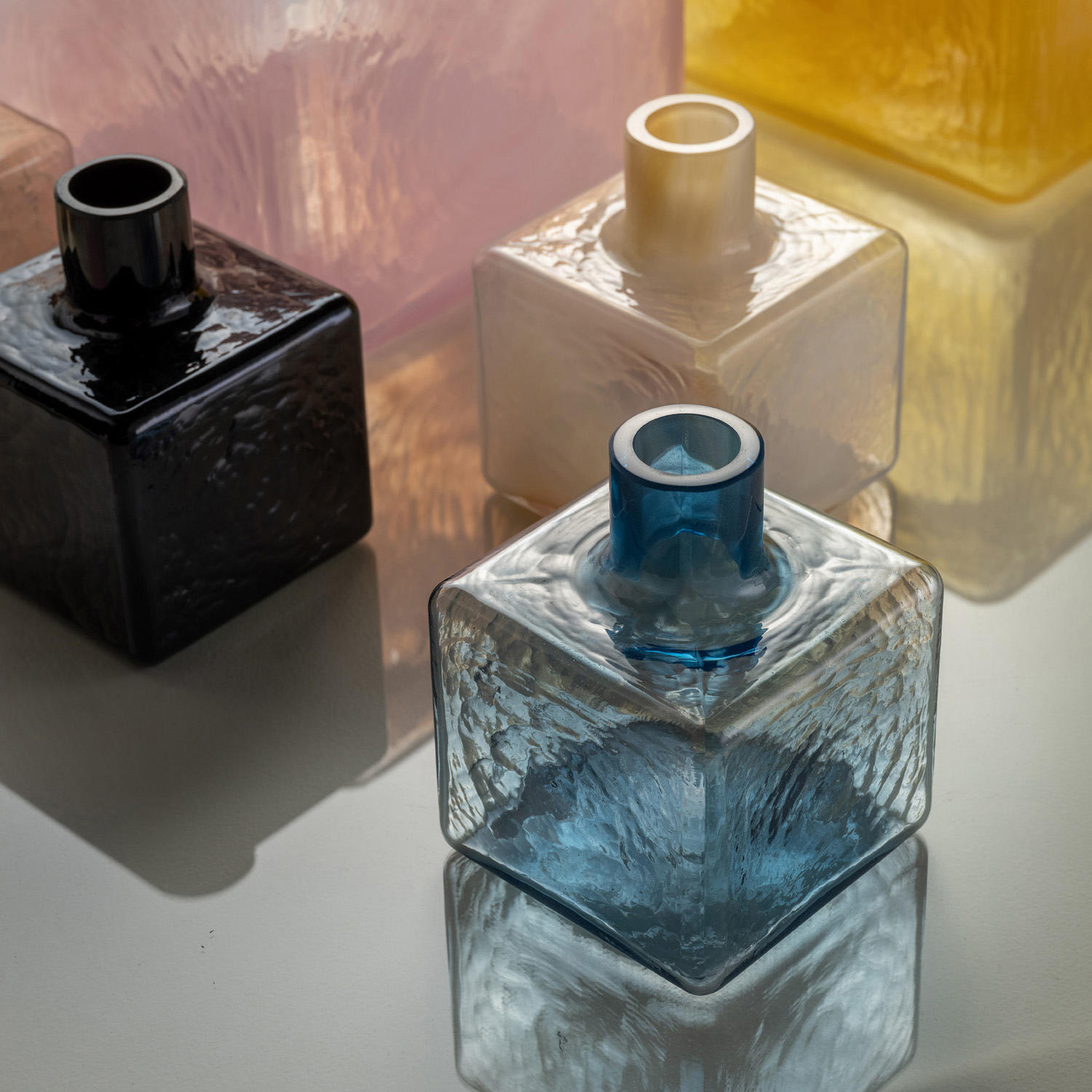 Cube Vase - High quality designer products | Architonic