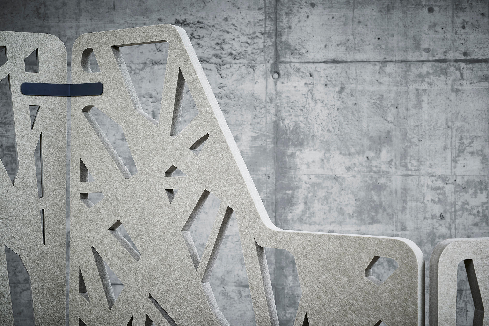 EchoCove® DESK ONE PERFORATED | Architonic
