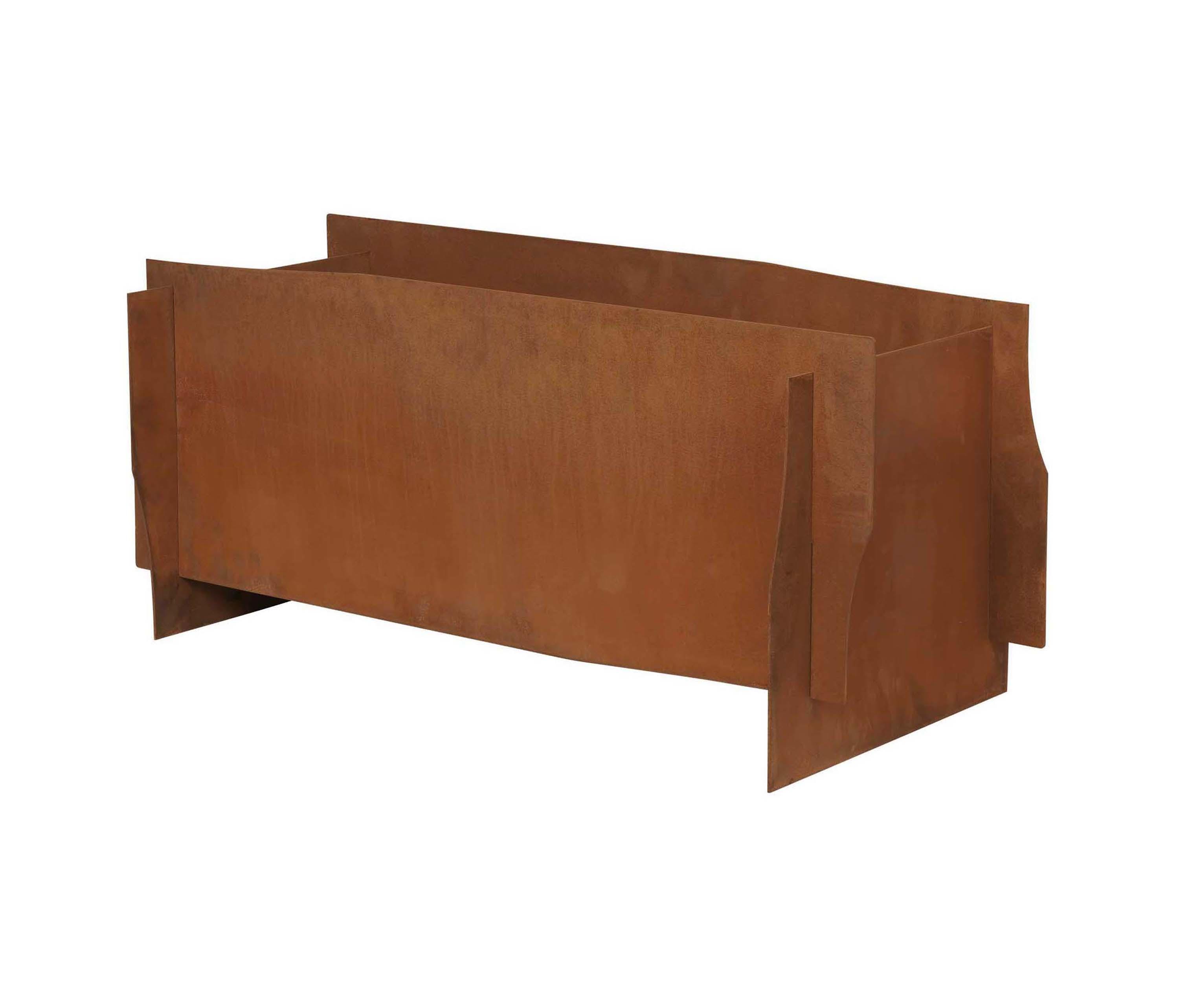 Lapel Planter - 75 - Rust | Architonic