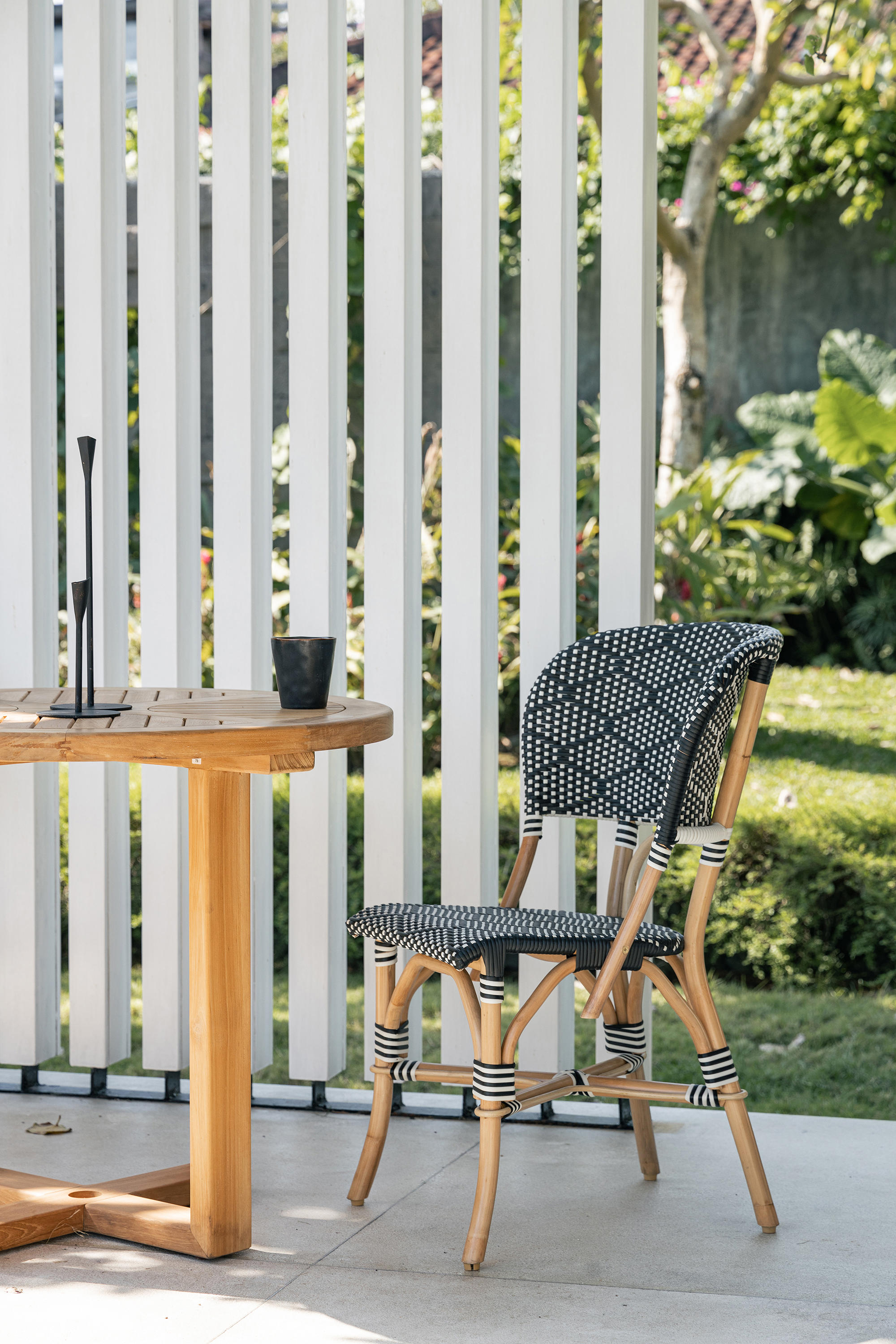 Wing Dining Chair & designer furniture | Architonic