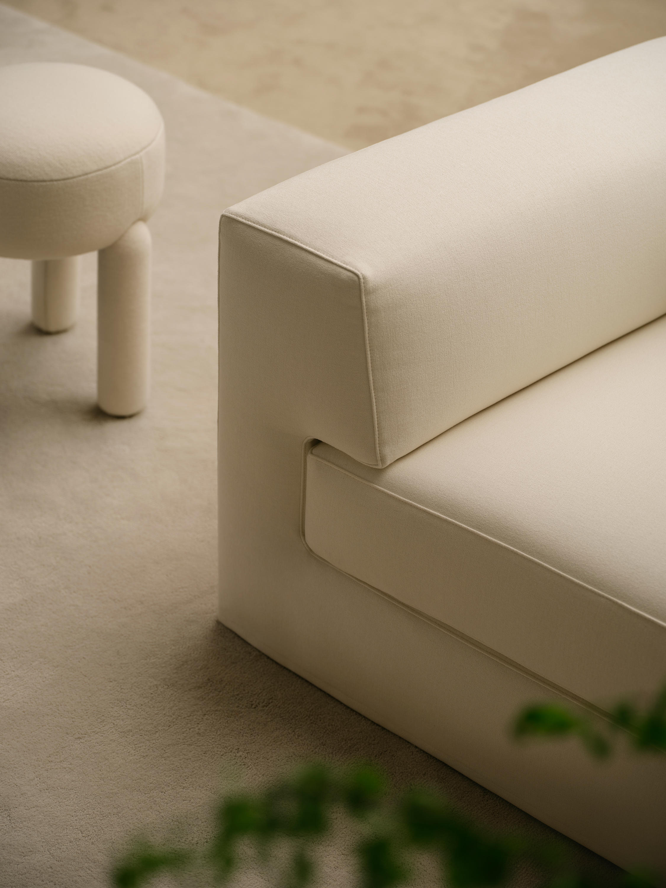 Roger Ghost sofa & designer furniture | Architonic