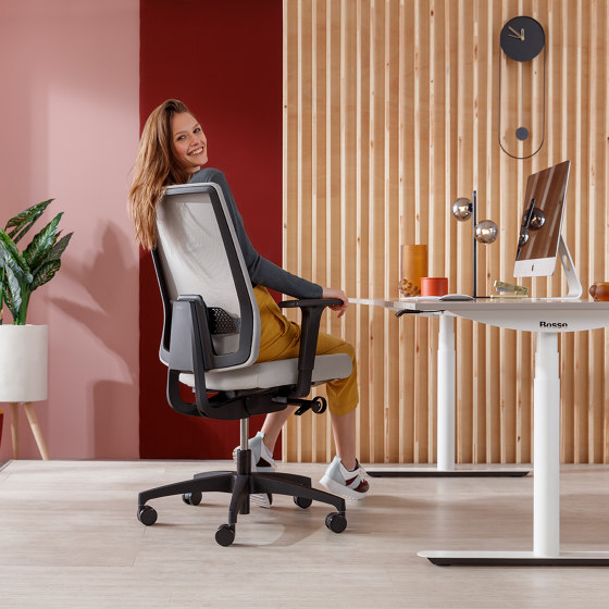 Dauphin's new office chair Indeed encourages correct sitting in the ...